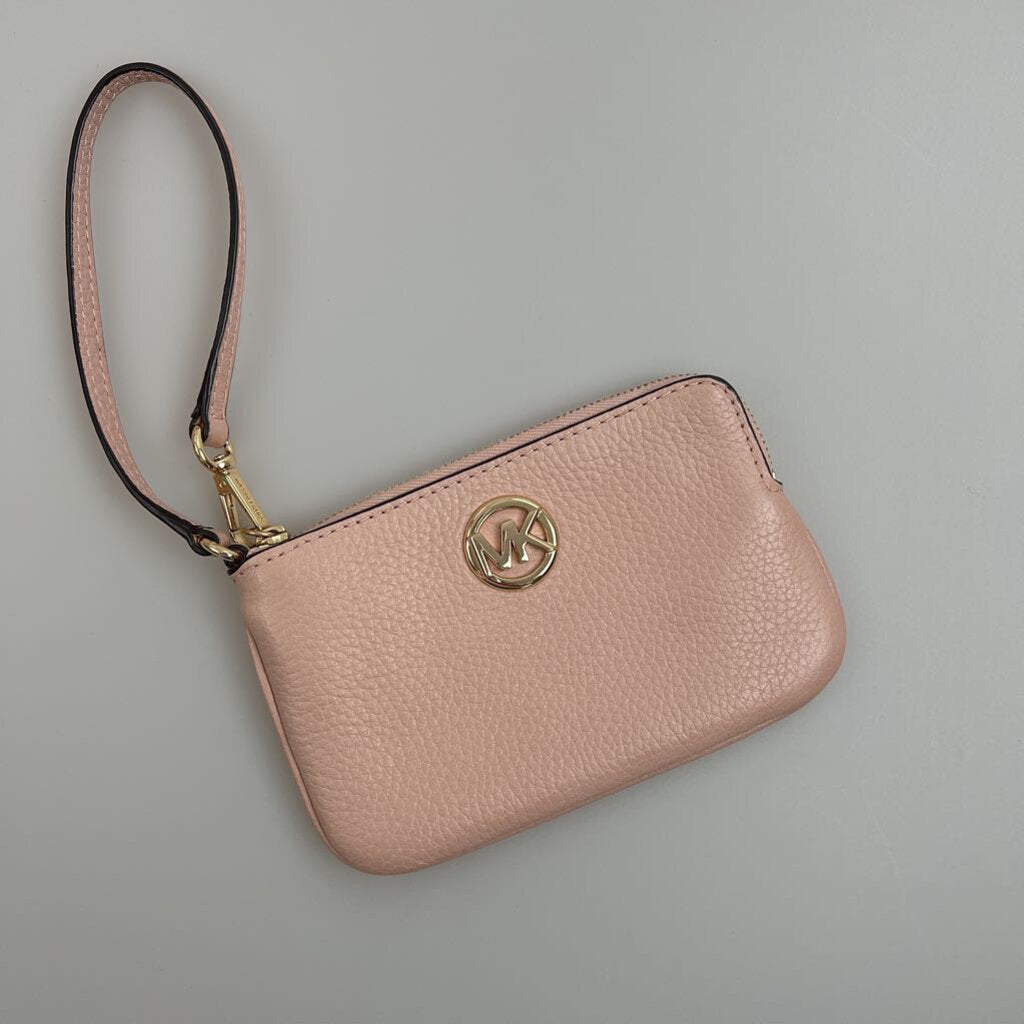 Wristlets – Found Consignment